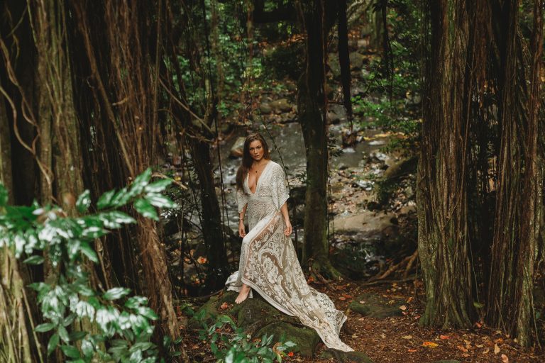 Nikki Portrait Session at Judd Trail and Jackass Ginger Pond, Honolulu ...