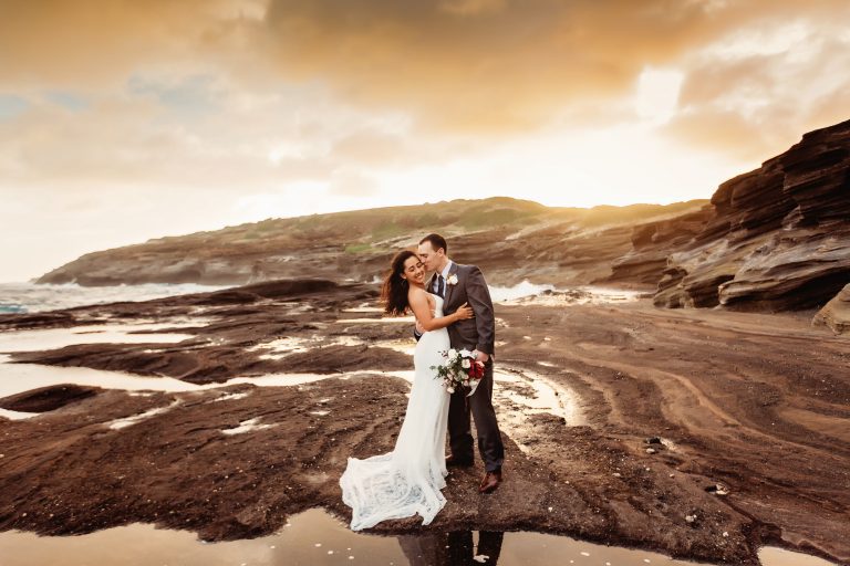 Dominique and Warren Elopement at Lanai Lookout, Honolulu, Hawaii ...