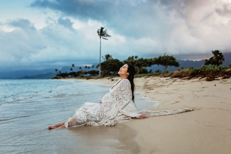 Edgar + Chan Maternity and Surprise Proposal Session at Kualoa Regional Park| Honolulu ...